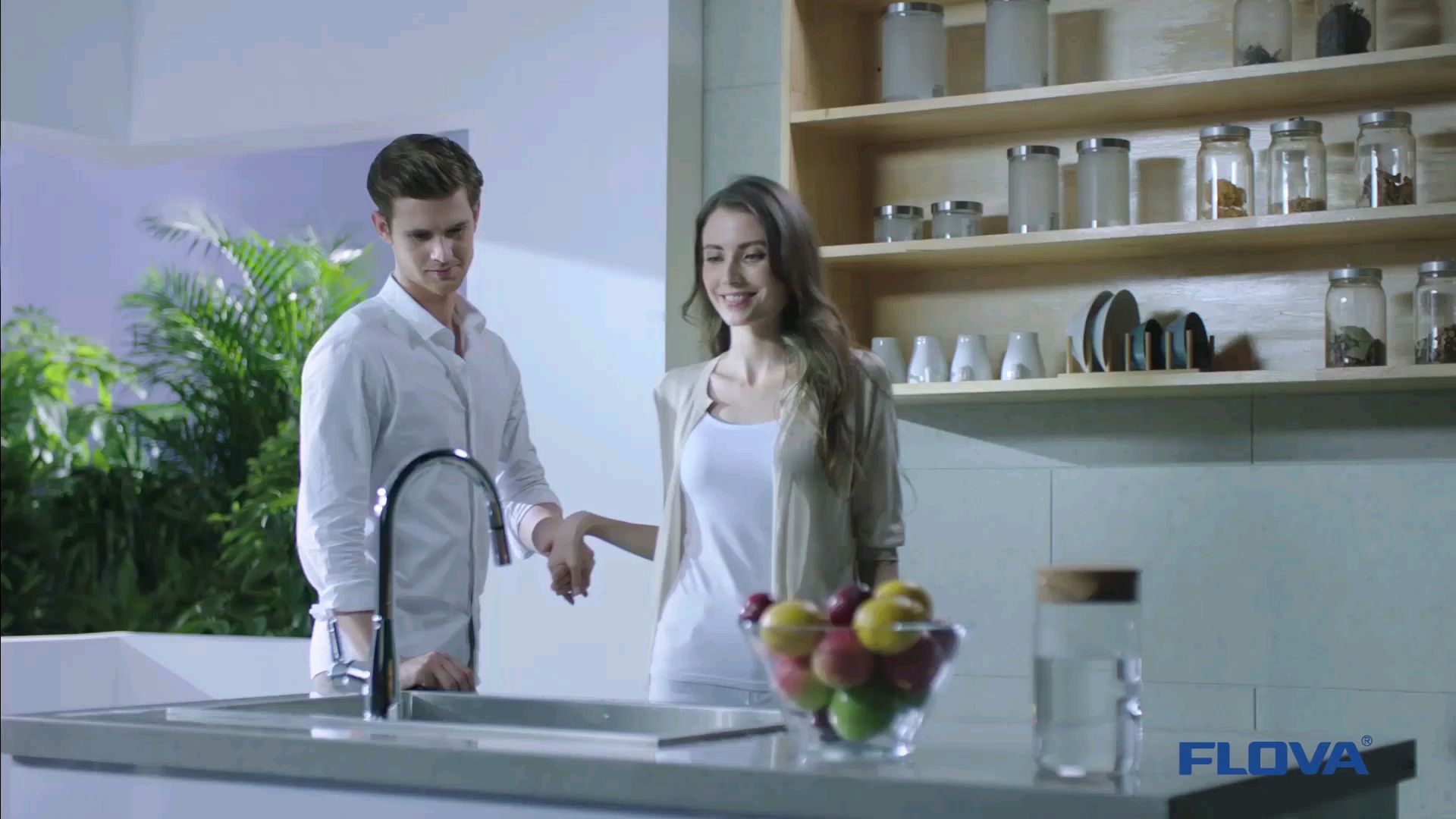 FLOVA丰华卫浴智能触控厨房龙头，只需轻触表面，即可轻松开关！_科星球_百度百科