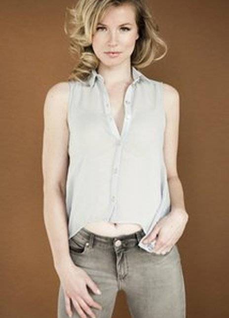 Allison Brennan_百度百科