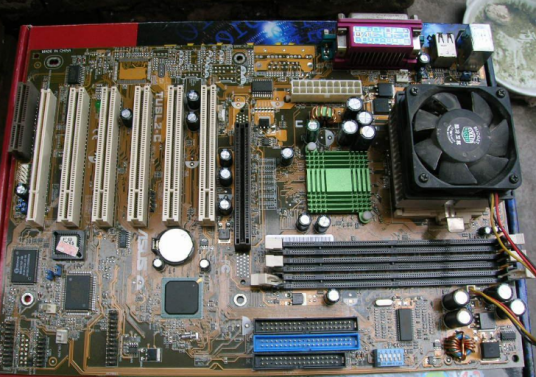 815主板_百度百科