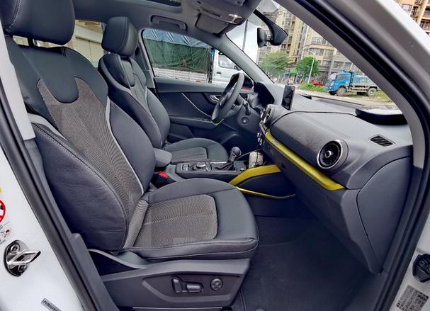 同是17万，奥迪Q2L和大众探歌怎么选？这篇文章给你深入剖析_百科TA说