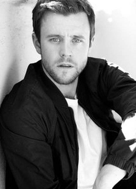 Cerith Flinn_百度百科