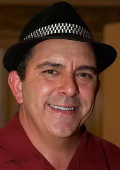 Geoffrey Rivas_百度百科