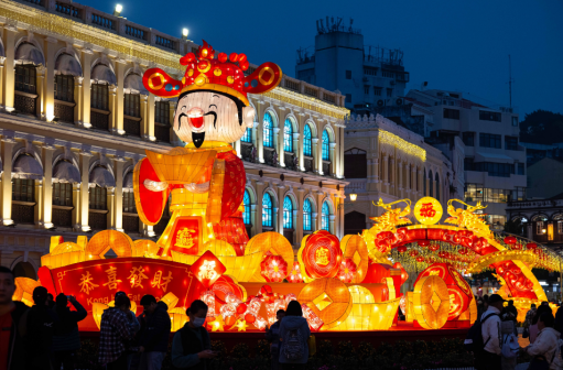 春节——中国人庆祝传统新年的社会实践_百度百科