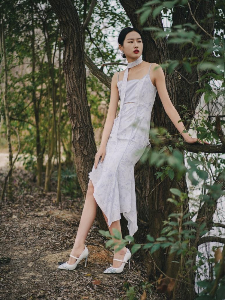 Lily Wei_百度百科