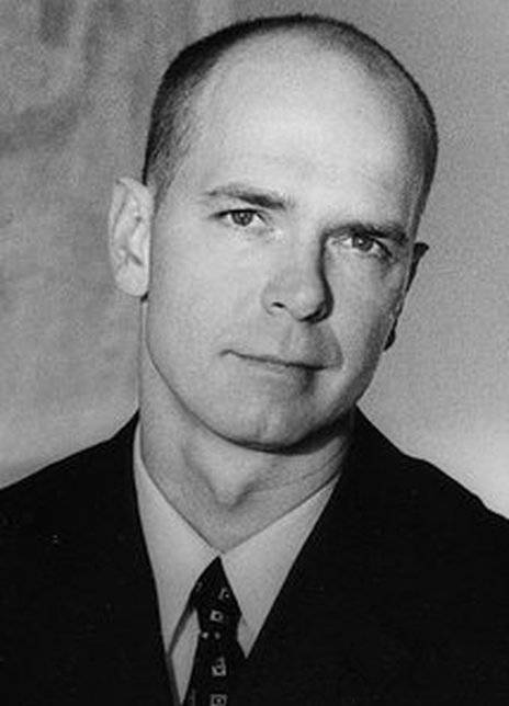 Tommy Smeltzer_百度百科