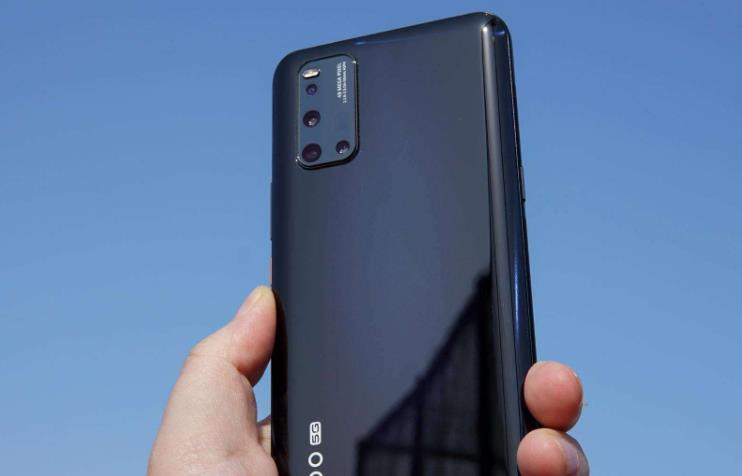 骁龙865旗舰跌至2498，双模5G+WiFi6，还支持55W闪充_百科TA说