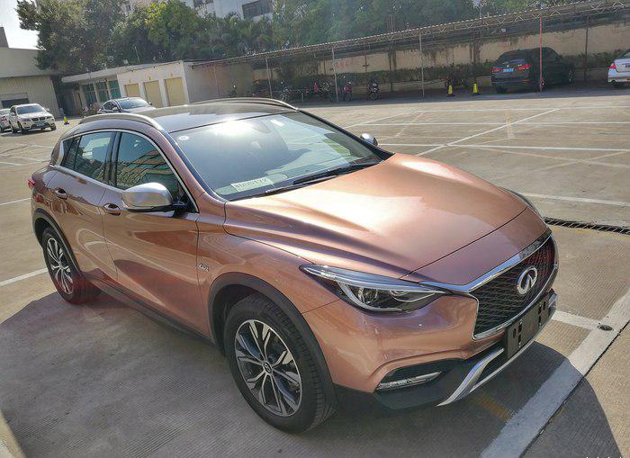 28万的英菲尼迪QX30买得值吗？驾驶2个月后，车主说了九个字_百科TA说