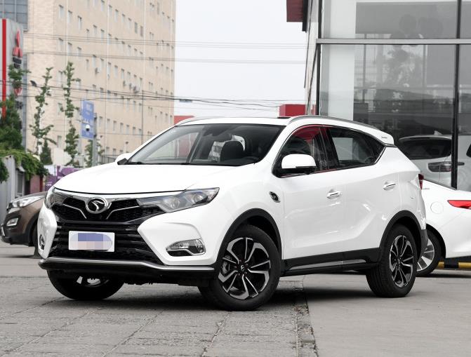 手握9万提了东南DX7，用车3300公里，车主：我只说三个字！_百科TA说