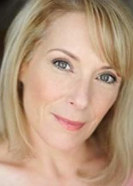 Cindy Roberts_百度百科