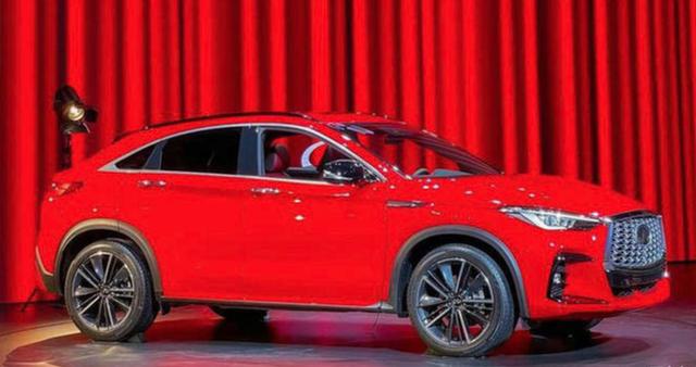 英菲尼迪QX50轿跑版到店实拍 搭载2.0T发动机_百科TA说