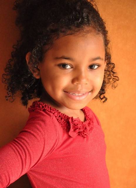 Ariana Neal_百度百科