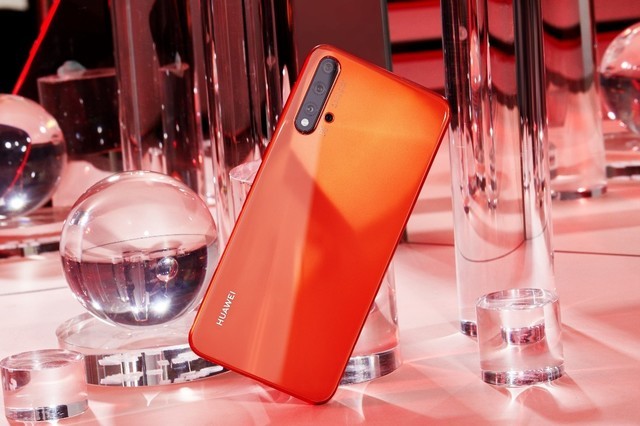 麒麟810实力尽显：华为nova5这个价格没理由不买_百科TA说