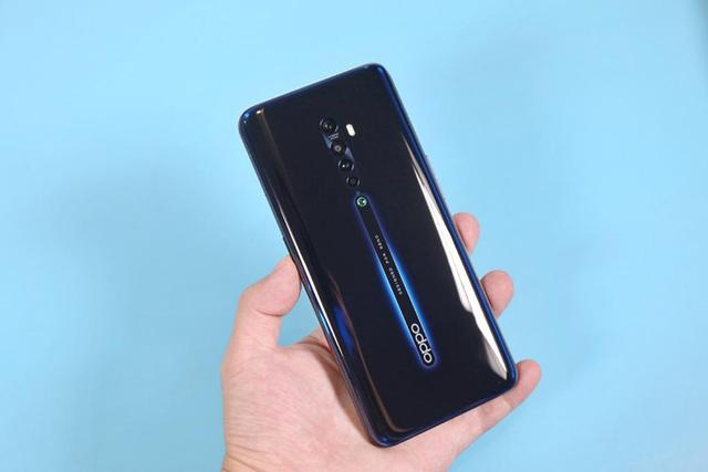 OPPO Reno2售价1899元值吗？虽然是骁龙730G，但这手机有好卖点_百科TA说