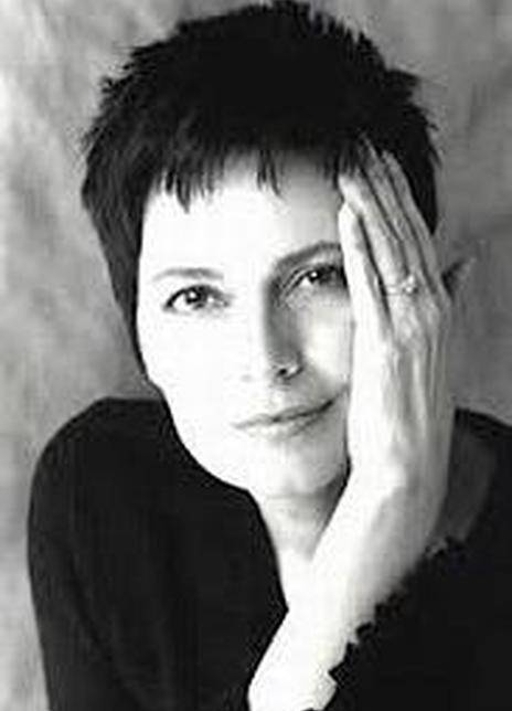 Mirella D'Angelo_百度百科