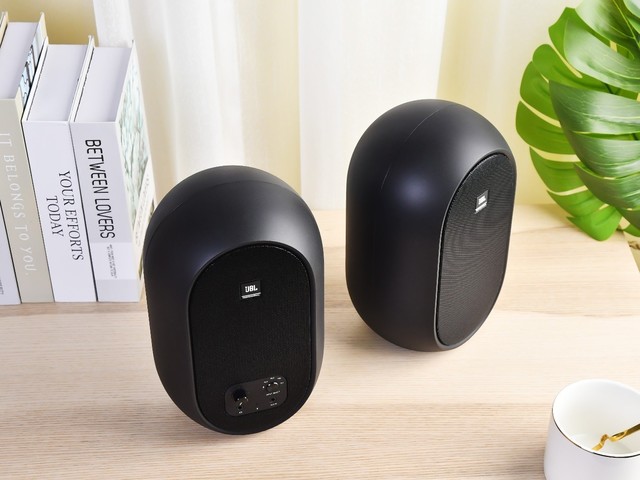 全面均衡，自然透彻 JBL 104BT监听音箱评测_百科TA说