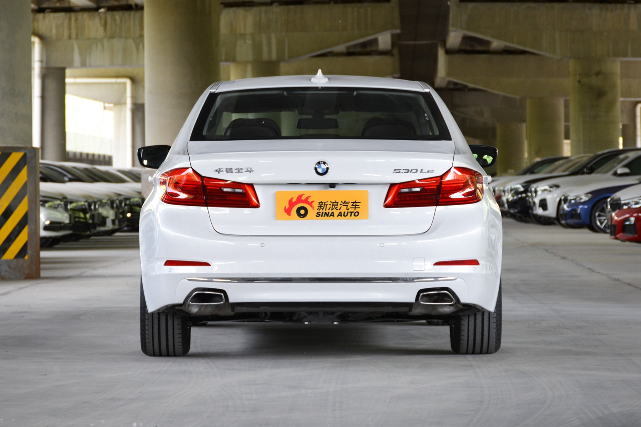 2020款宝马5系混动里程升级版530Le豪华套装_百科TA说