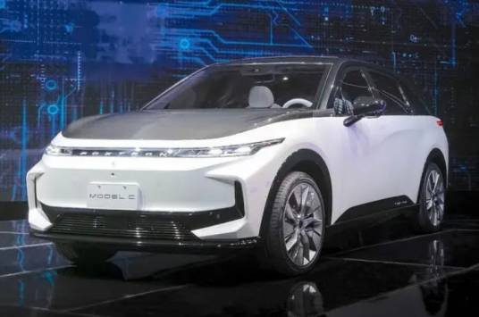 Model C（鸿华先进科技推出的纯电动中型SUV）_百度百科