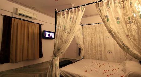 Hotel Devi Palace_百度百科