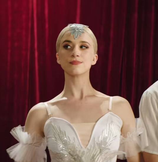 Arina（中国女演员）_百度百科