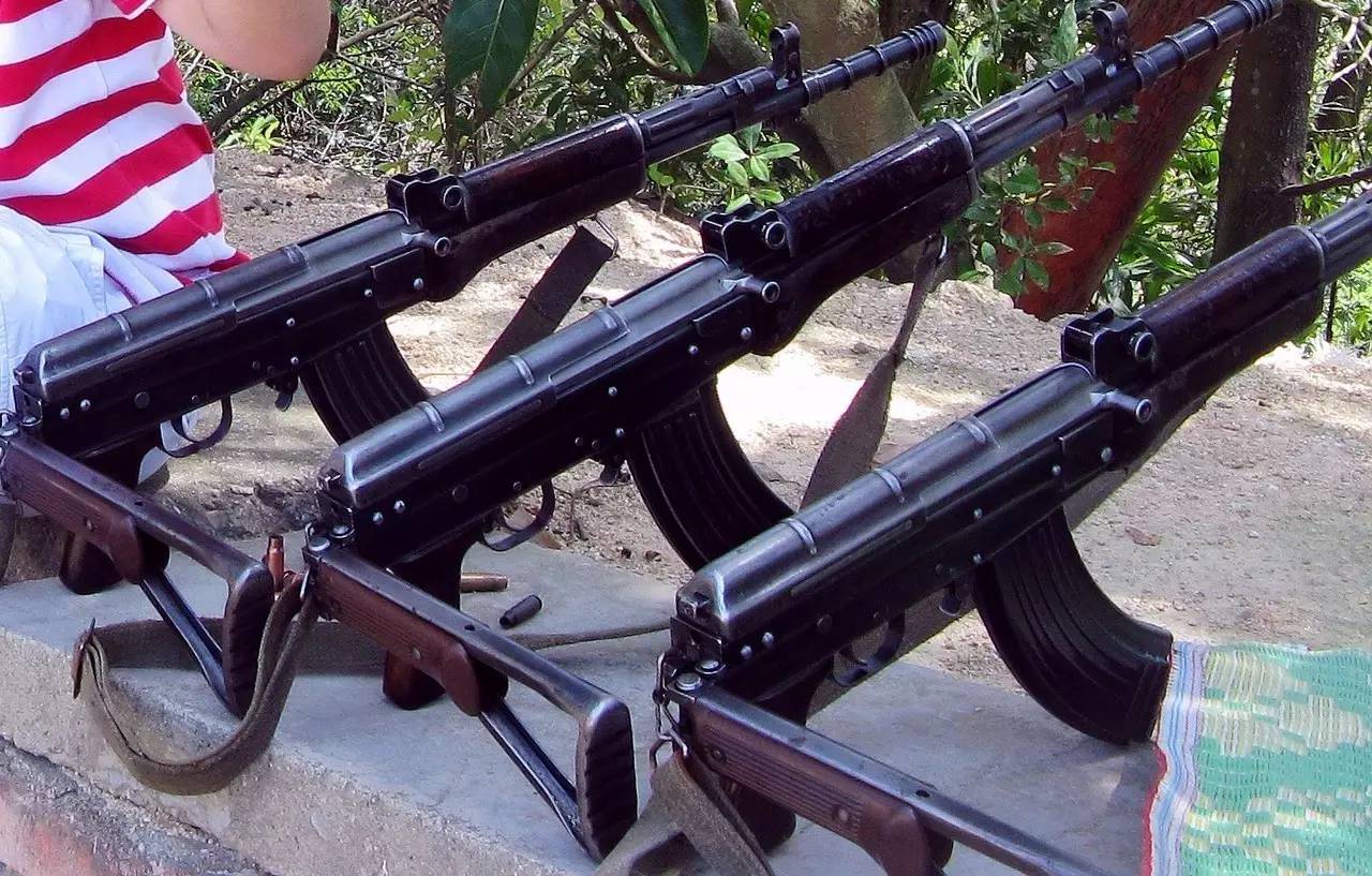 一把老枪81杠，一段浓浓军旅情！_百科TA说