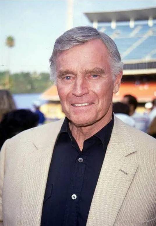 查尔顿·赫斯顿_百度百科