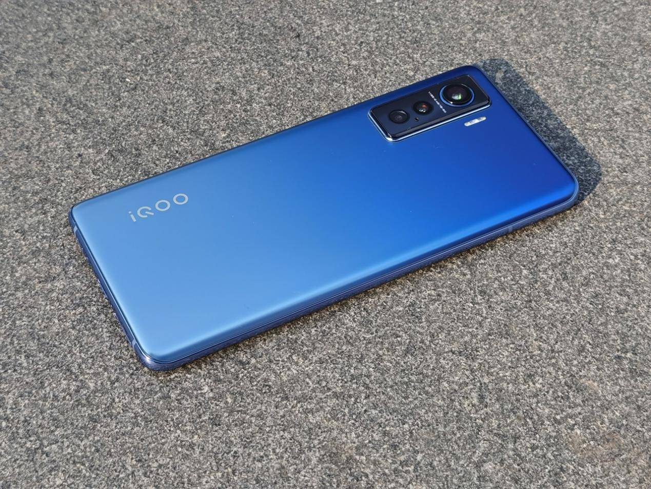iQOO 5被称为4K价位段最优选？上手体验给你答案_百科TA说