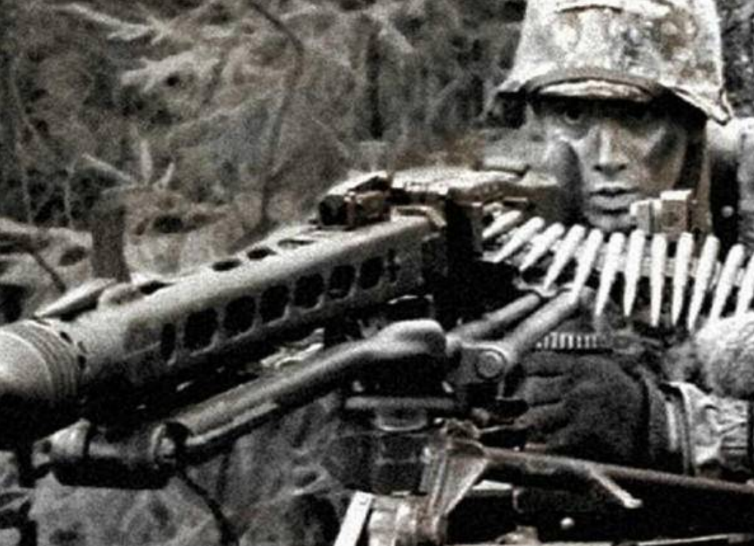理论射速上千，MG42机枪实际消耗有多大？二战德军打仗真“富裕”_百科TA说