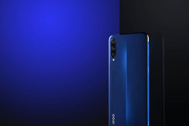 骁龙855配12G+128G iQOO这个新配置堪称业界良心_百科TA说