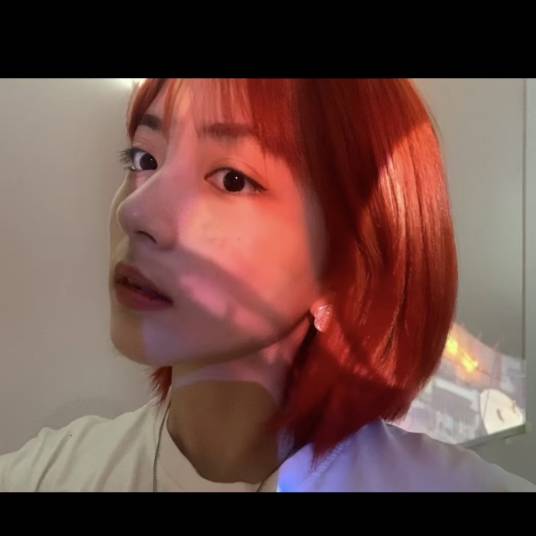 罗亚兰（左梓轩的妻子）_百度百科