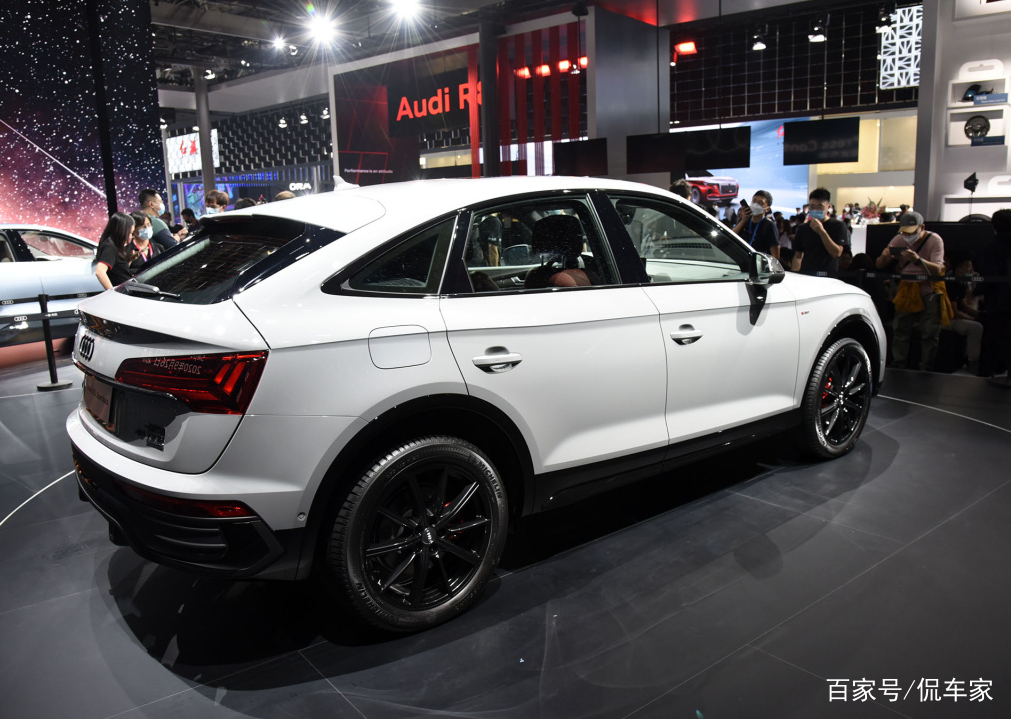 奥迪Q5L Sportback上市，搭2.0T+7DCT，42.68万起售_百科TA说