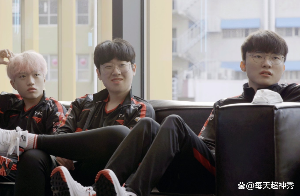 FNC爆冷击败T1，Faker回天乏术，EDG遭遇难题_百科TA说