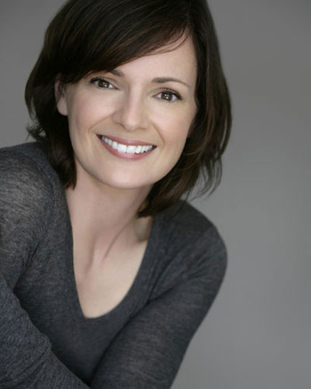 Stacy Edwards_百度百科