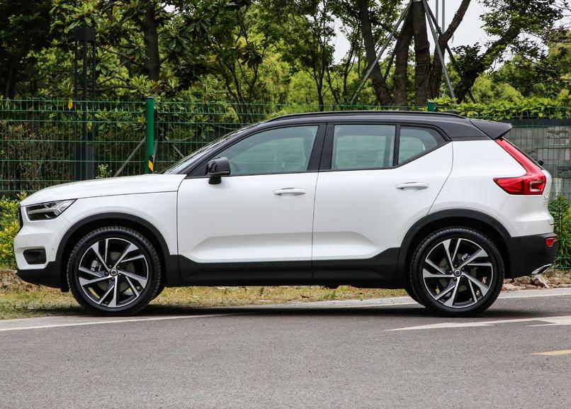 花26万买了沃尔沃XC40，1个月开了1300公里后车主：二个字！_百科TA说