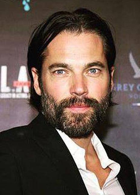 Tim Rozon_百度百科