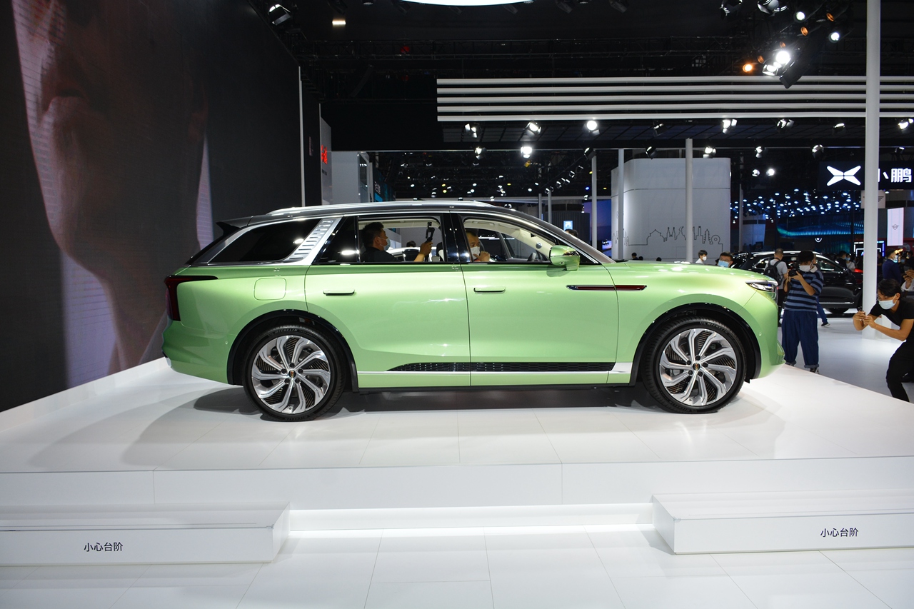 2020广州车展实拍：红旗E-HS9_百科TA说