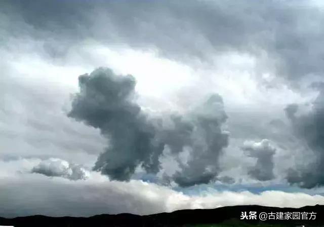 「古建中国」白云苍狗：人生万事无不有，时而白云时而狗_百科TA说