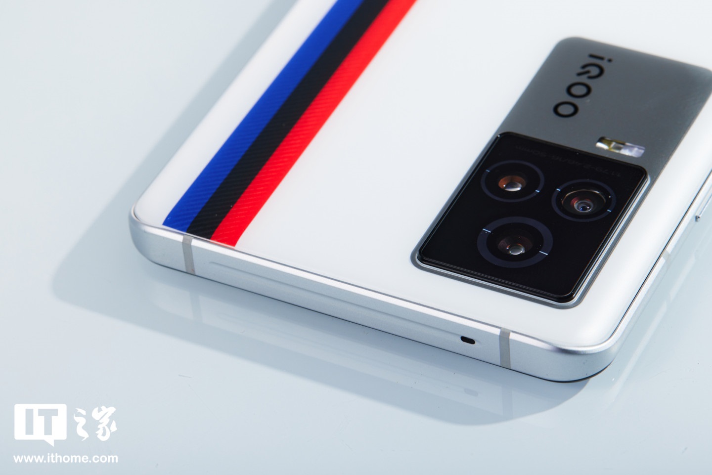 iQOO 7 荣获 2021 红点设计大奖，即日起全面现货售卖_百科TA说