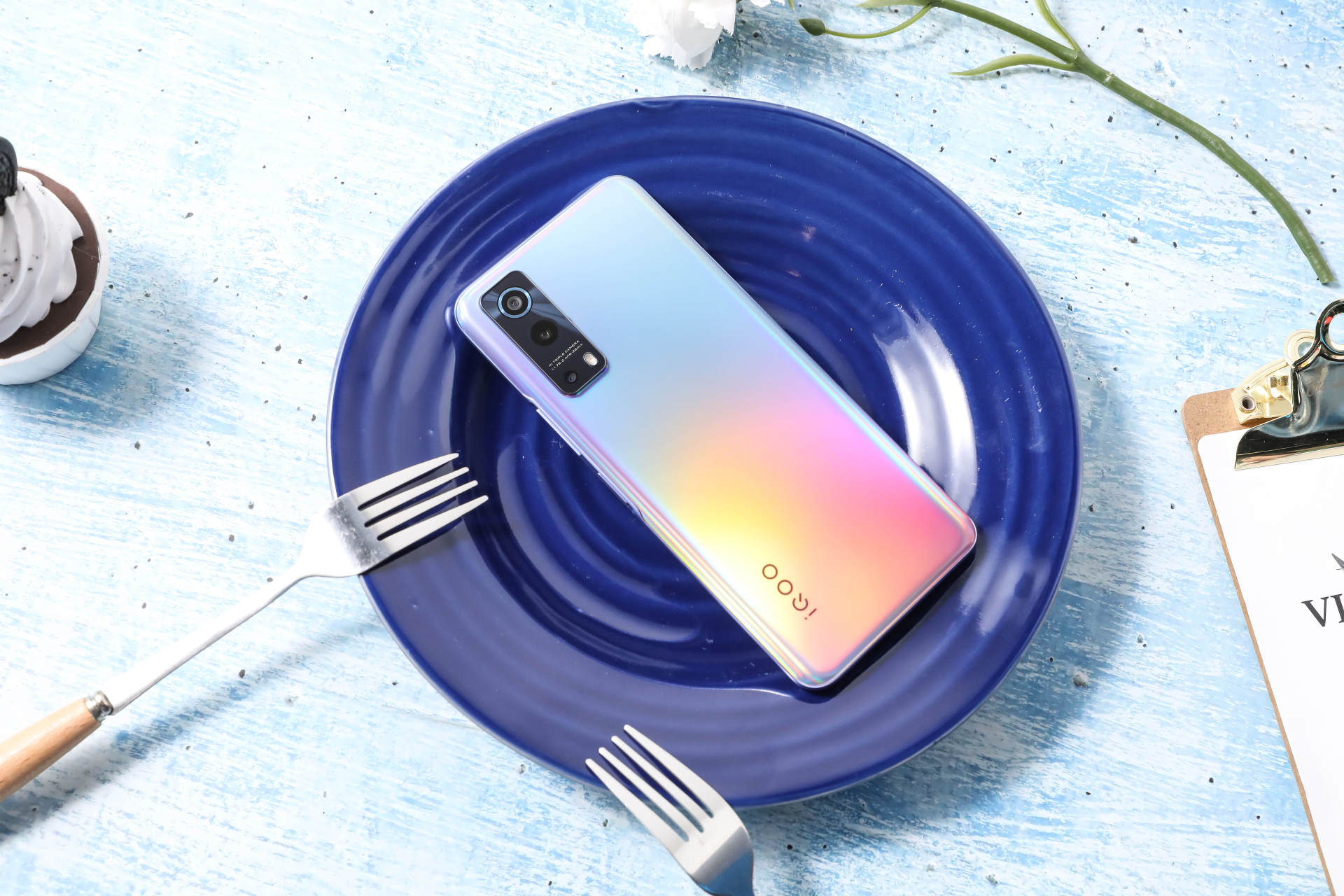 2021千元机怎么选？iQOO Z3堪称千元安卓小机皇_百科TA说