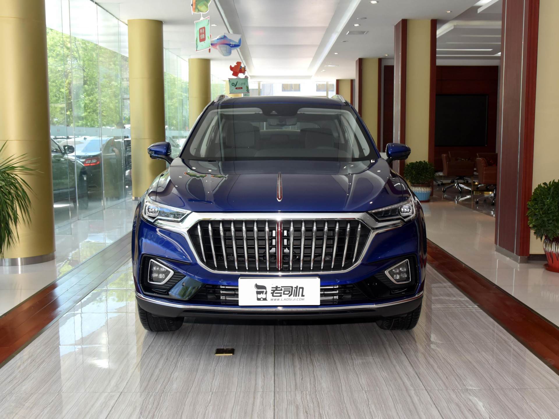 红旗HS5终于火了，全系都搭2.0T，还配BOSE音响，才不到20万_百科TA说