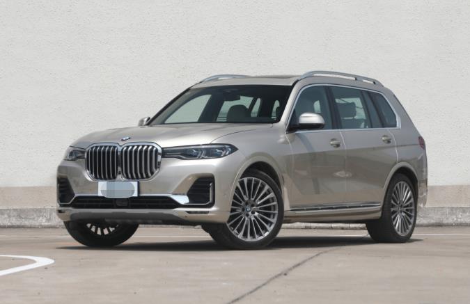 宝马X7怎么样？开了518天后，车主表示真没让我失望_百科TA说