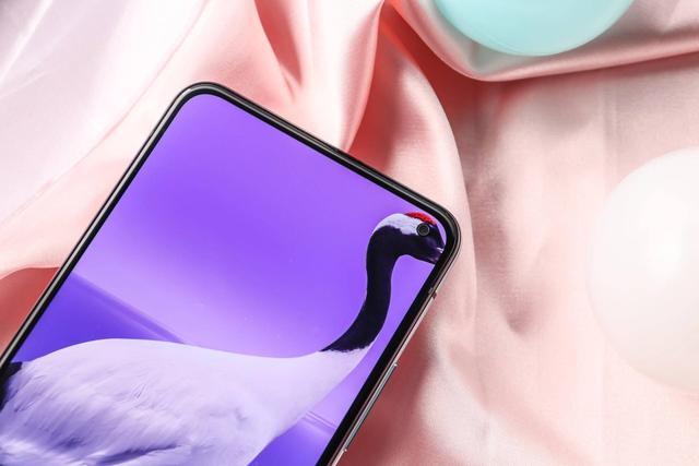 蔡徐坤教你摆Pose！vivo S5拍照姿势指引功能，一键秒变自拍达人_百科TA说