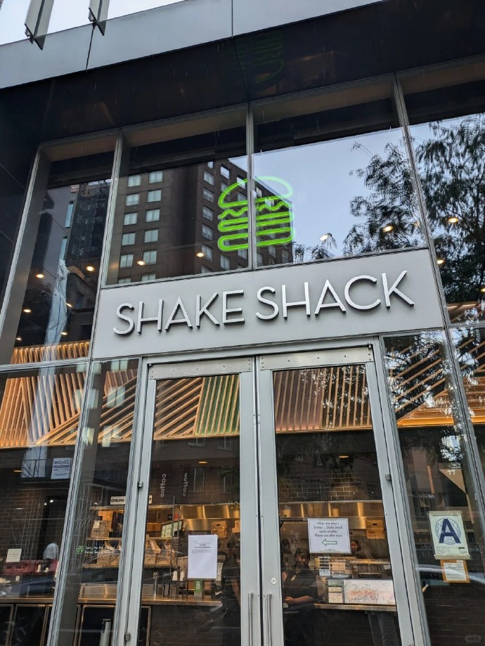 Shake Shack（美国餐饮品牌）_百度百科