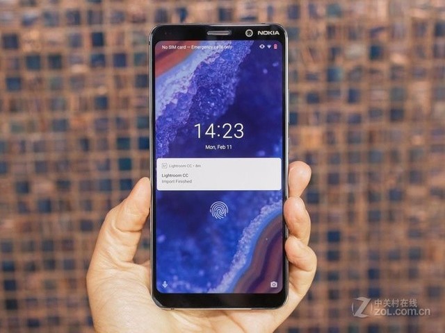 诺基亚9 PureView开启预售 蔡司五摄 定价5499元_百科TA说