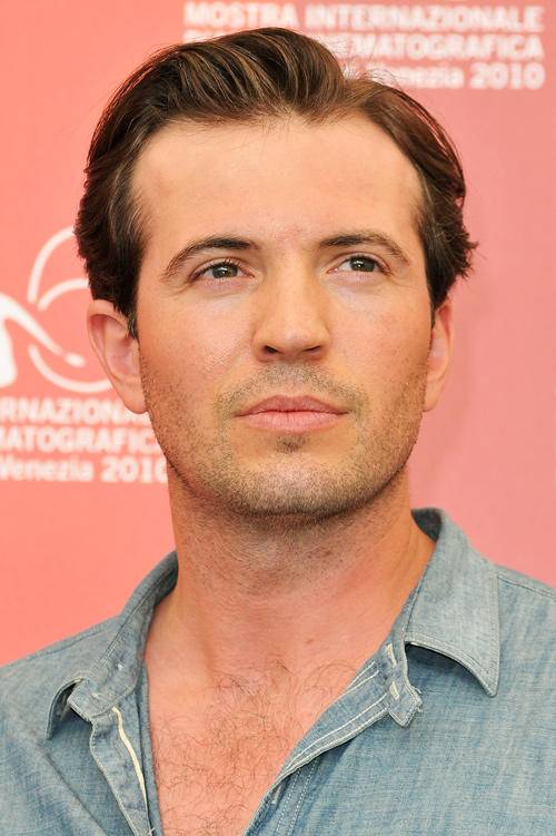 Tygh Runyan_百度百科