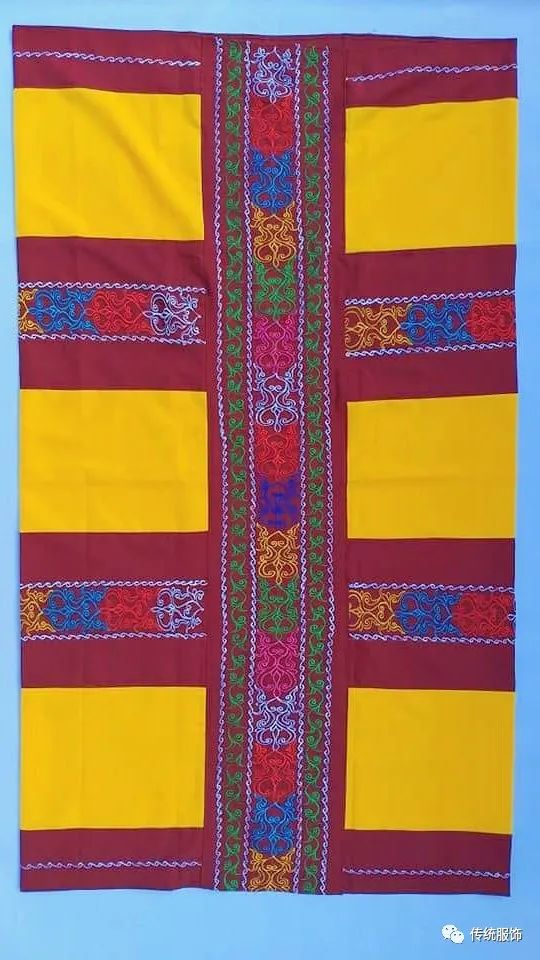 风格独特的拼接纺织品 Landap | 菲律宾南部的传统服饰_百科TA说