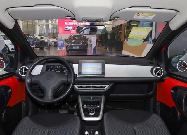 零跑T03能否领跑？403KM最大续航里程，击败比亚迪E1_百科TA说