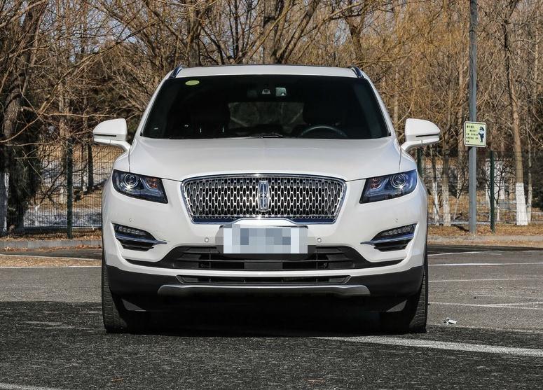 33万怎样选？凯迪拉克XT4还是林肯MKC？读完清楚了_百科TA说