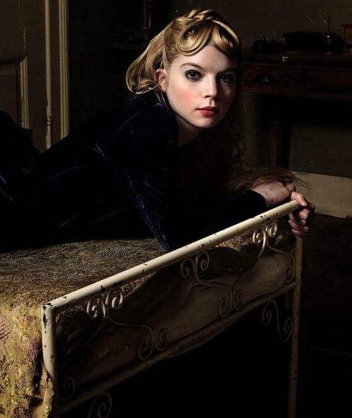 Clémence Bretécher_百度百科