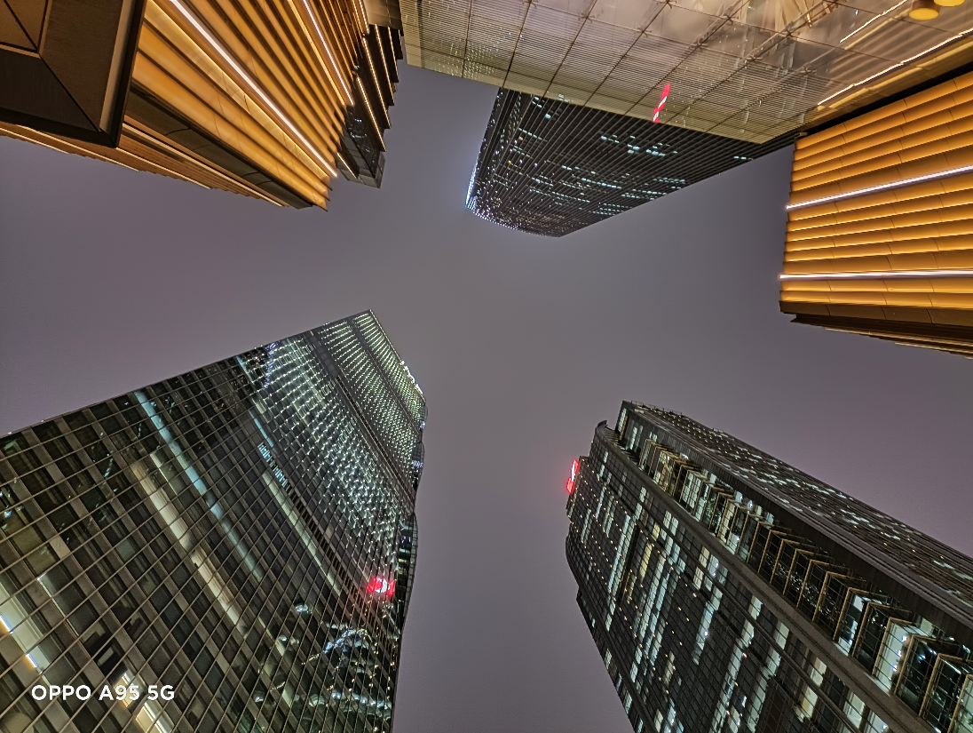 1000元！OPPO A95对比荣耀V40轻奢版，同款处理器为何差价这么大_百科TA说