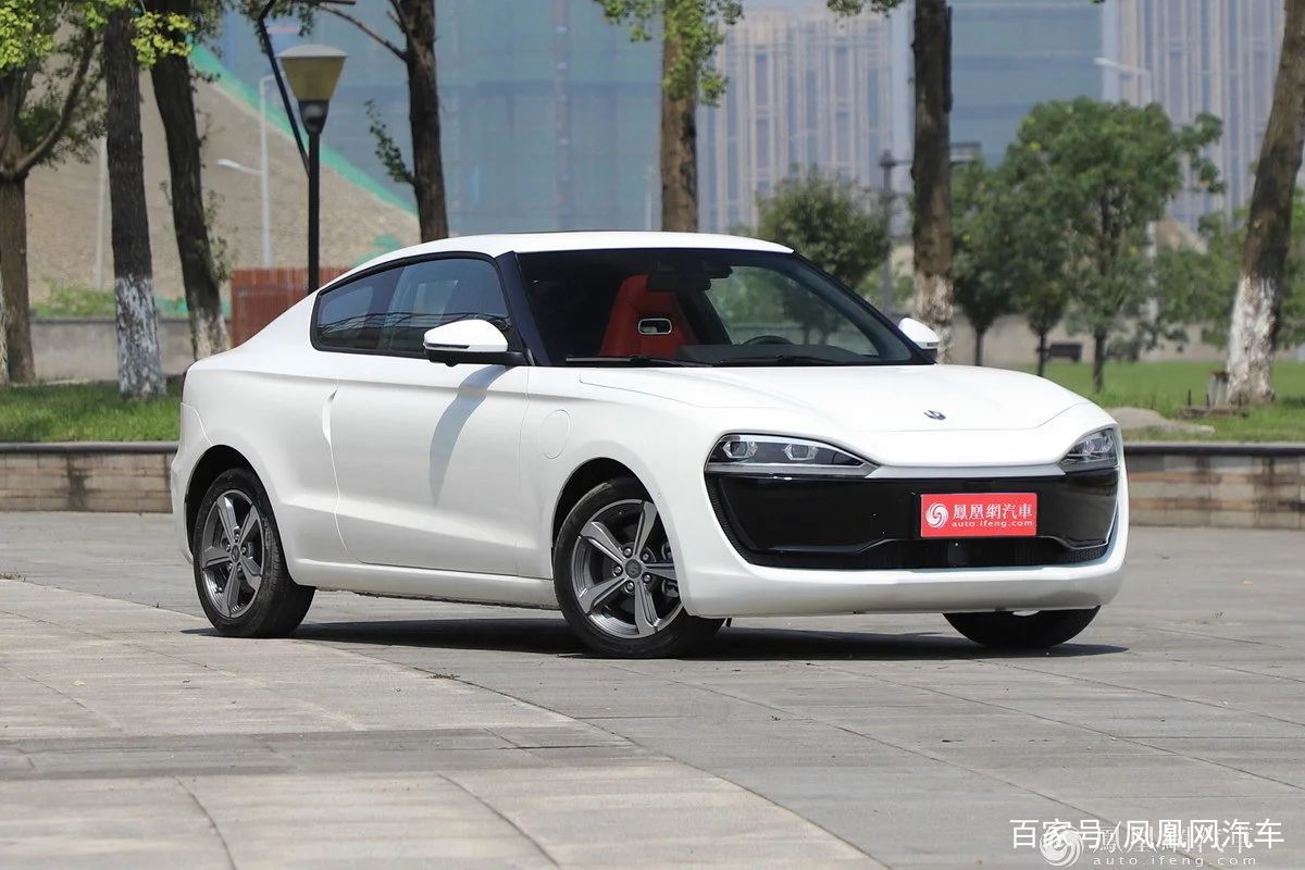 零跑S01 460版上市 补贴后12.99万元起售_百科TA说